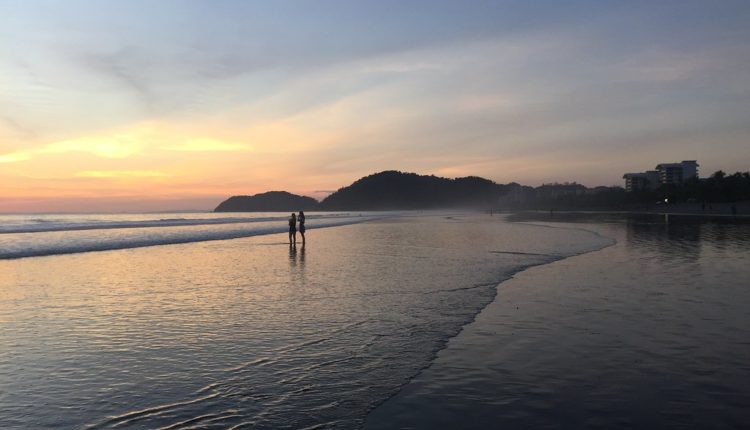 Quebrada Ganado Water Temperature: Forecasts & current water temp